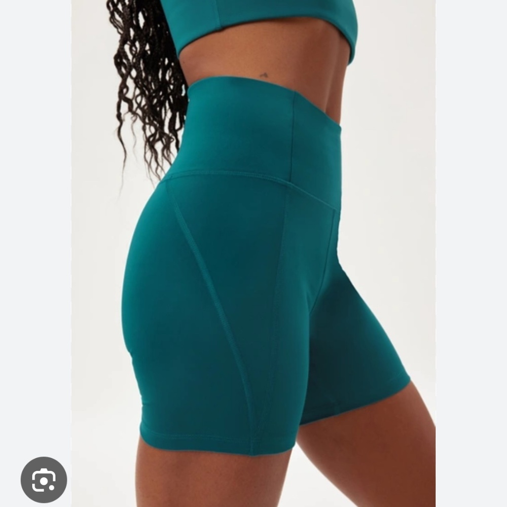 High-Rise Bike Short - Gem